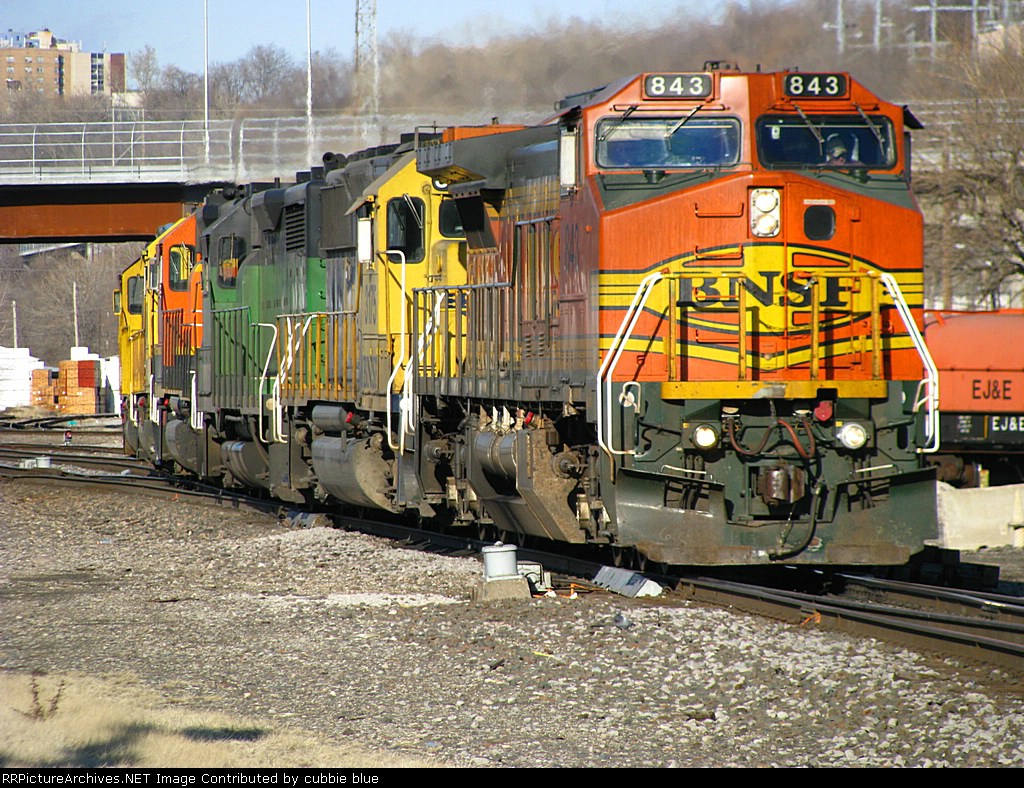 BNSF 843